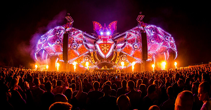 This is the timetable of Q-BASE 2015 || Hard News