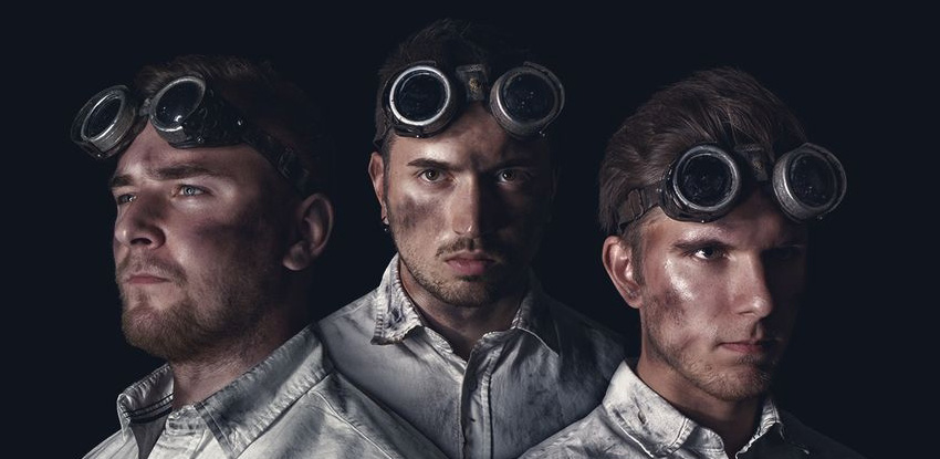 Sledgehammers create their first anthem! - Hard News