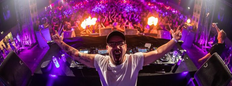 Rooler heeft eerste solo-album af: "Met 27 tracks" - Hard News