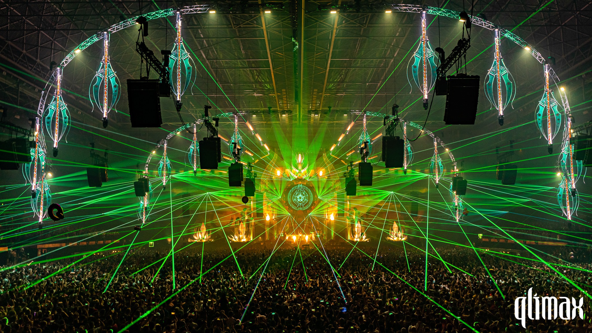 Dit was de Symphony of Shadows: "Welcome... To Qlimax!" - Hard News