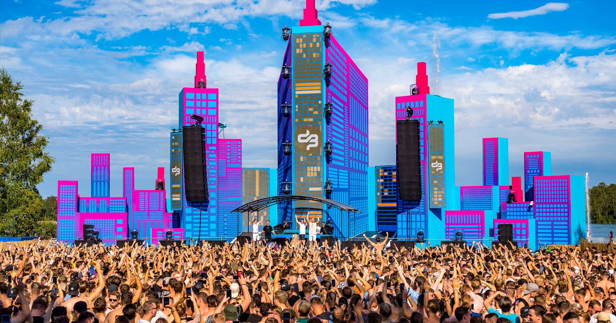 Savage Sunday report van Decibel outdoor 2023 | Hard News