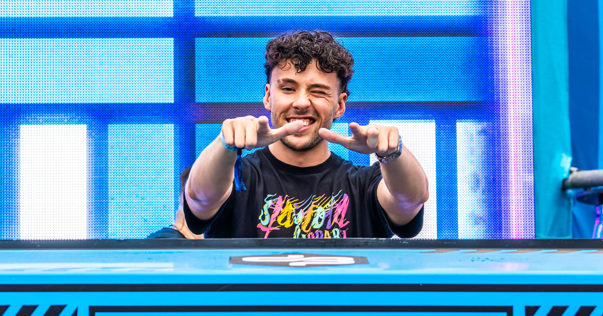 Rising star Vexxed signs with APEX Records - Hard News