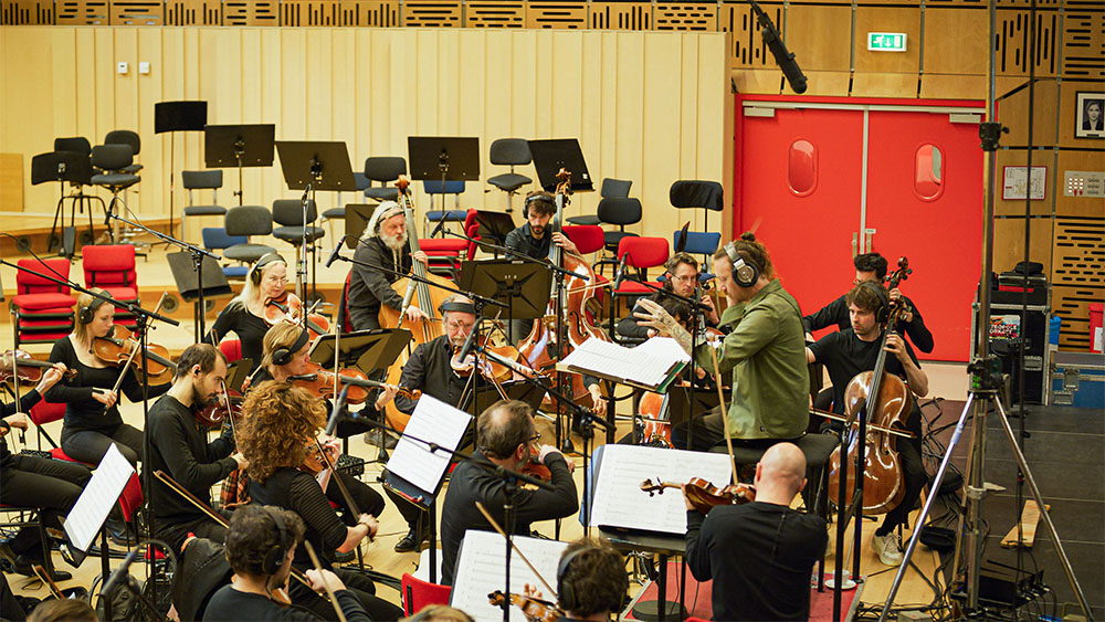 Sefa impresses again with third album 'Het Ergste Moet Nog Komen'